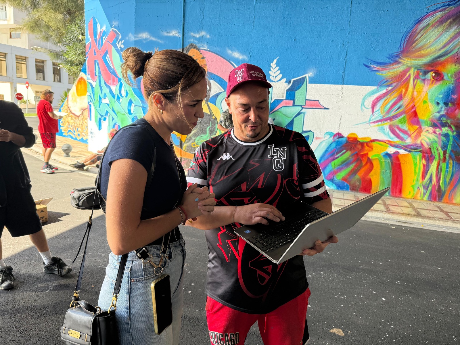 La Liga Nacional de Grafiti premia a la artista K-Lina como ganadora de ...